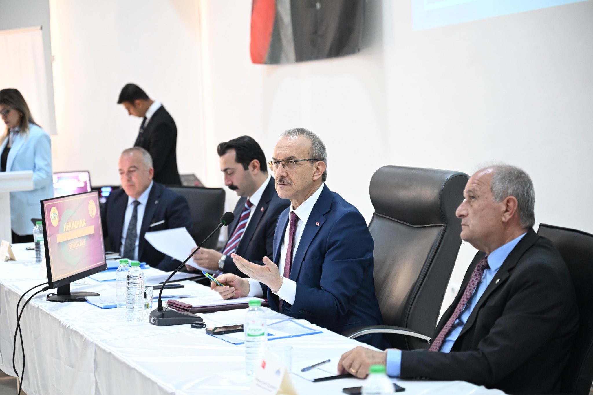 VALİSİ SEDDAR YAVUZ HEKİMHAN'I ZİYARET ETTİ - Hekimhan Ekspres
